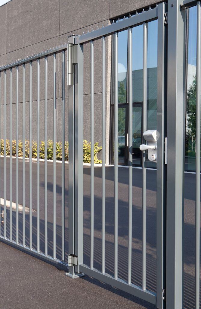 Locinox Mammoth-180 Gate Closer | Gates & Automation Direct